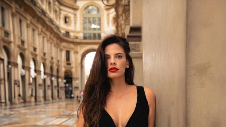 Αγνώριστη η Χριστίνα Μπόμπα με ξανθά μαλλιά -Η αλλαγή στην εμφάνισή της που ξάφνιασε τους ...